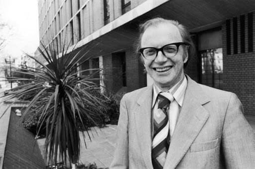 10 Famous Screenwriters from London - The Script Lab